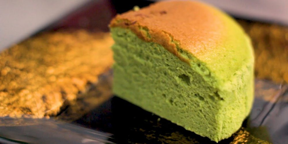 Taste of Japan! Uncle Tetsu’s Matcha Cheesecake | JAPAN IN CANADA